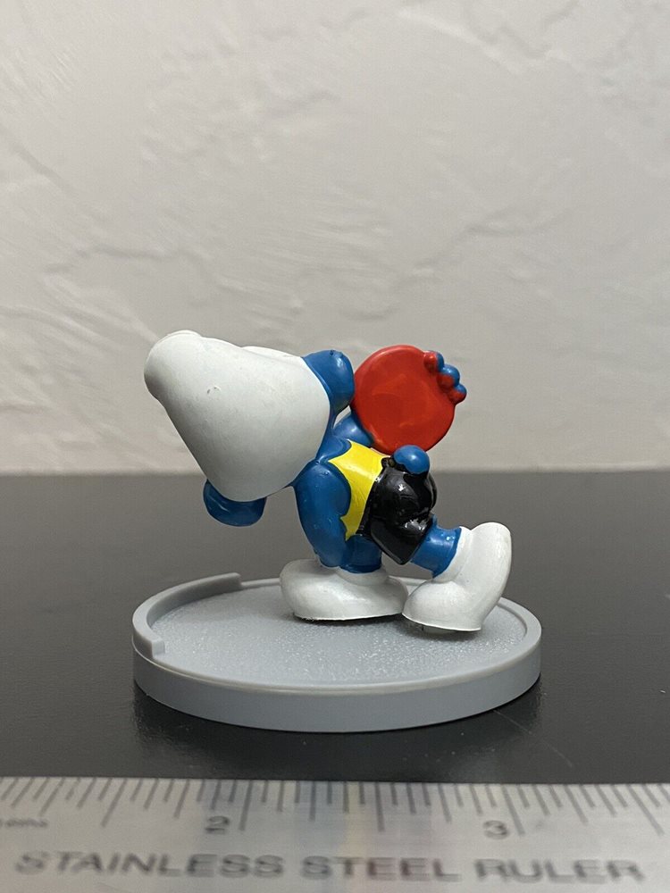 Vintage Peyo Discus Throwing Smurf Super Smurfs 40503 P