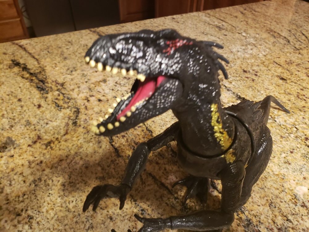Jurassic World Grab N Growl Indoraptor Interactive Acti