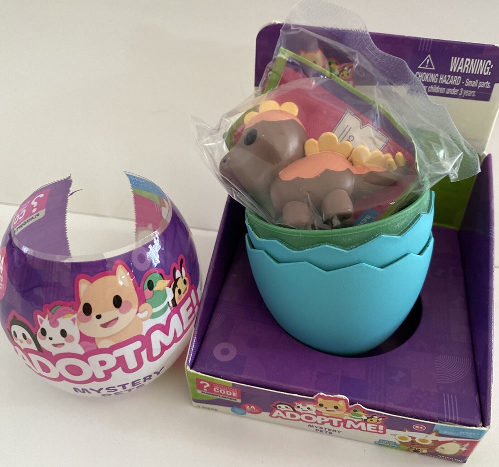 ADOPT ME! Mystery Pets Stegosaurus Mini Figure W Code