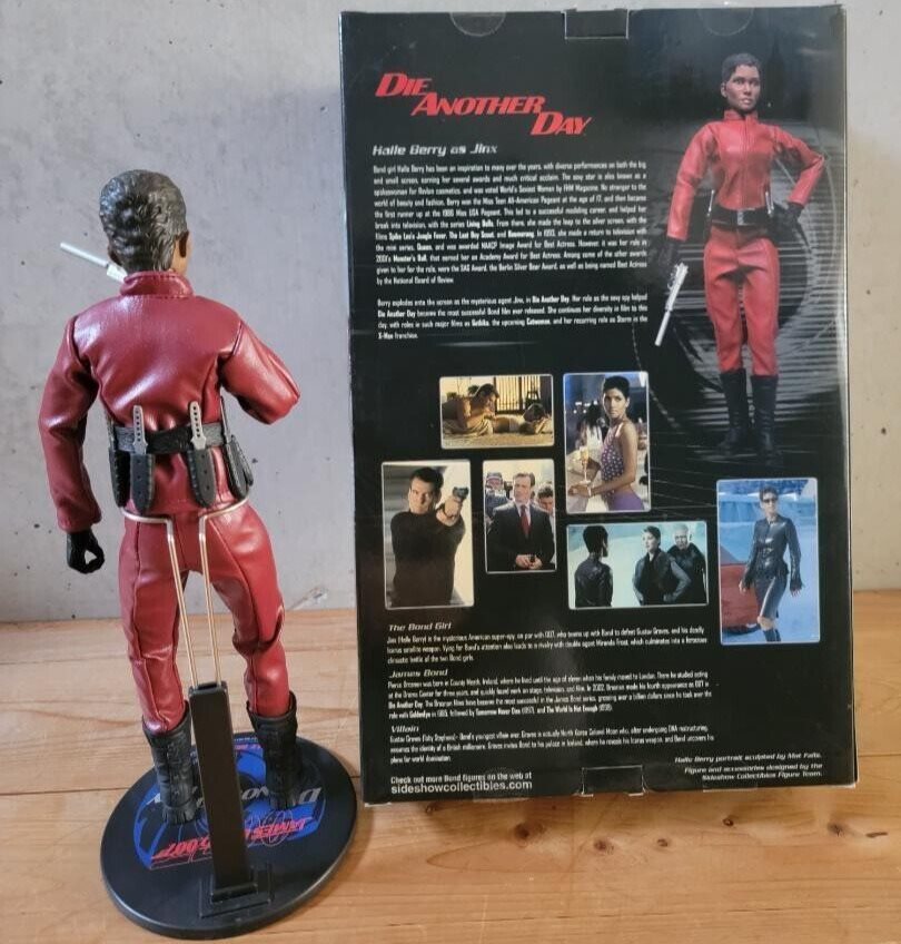 SideShow Collctibles 007 Jinx Halle Berry 1/6 Scale Act