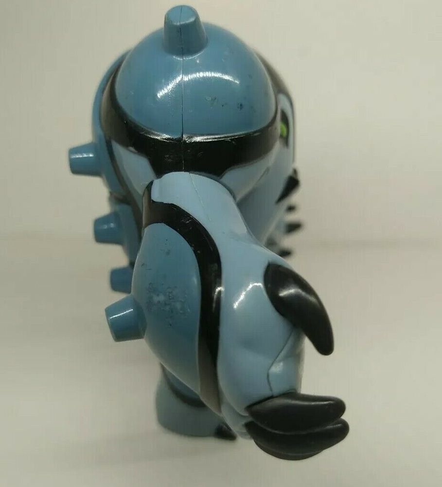 Ben 10 Cannonbolt Toy